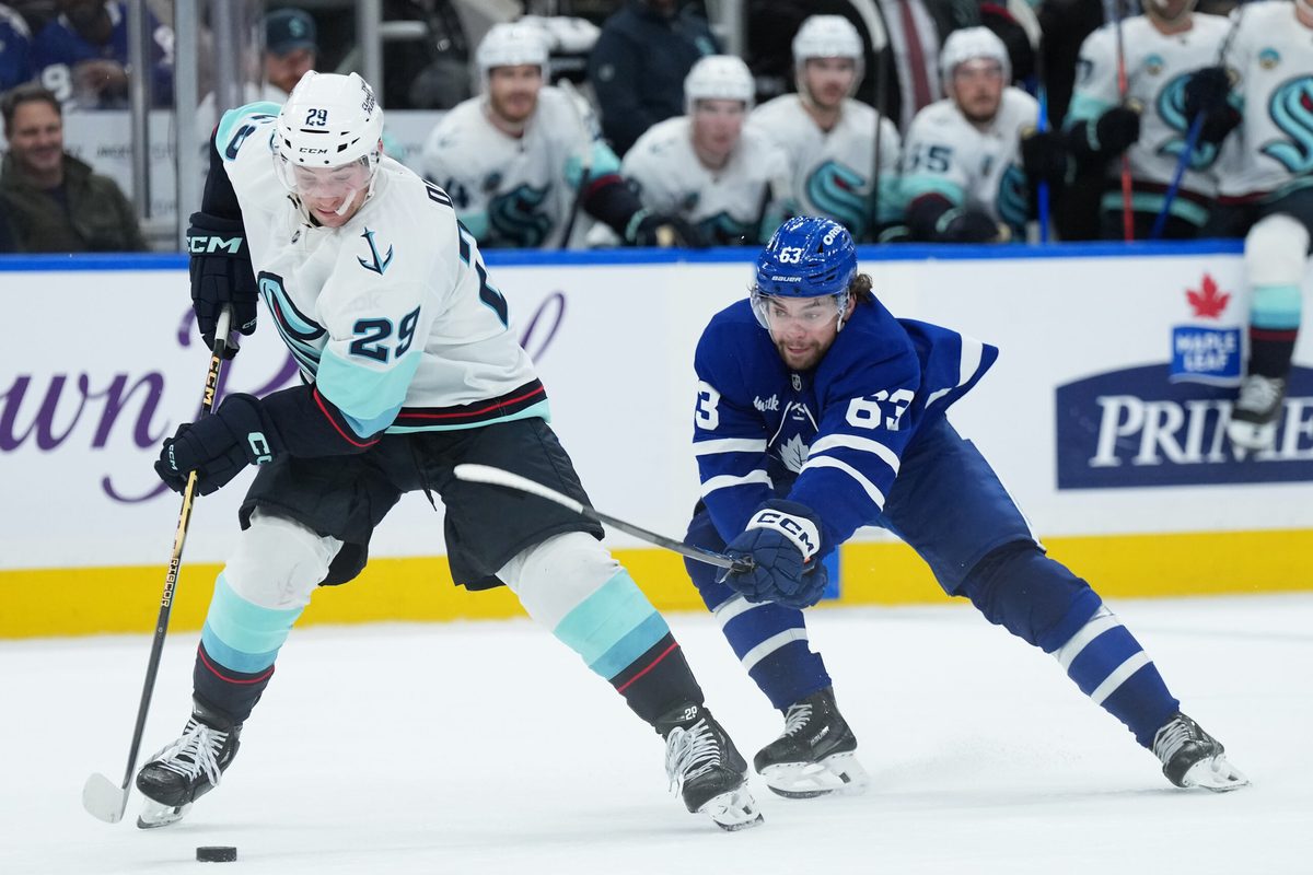Maple Leafs vs Sabres Prediction 10/24/2025 Today's NHL Picks - Pick Dawgz